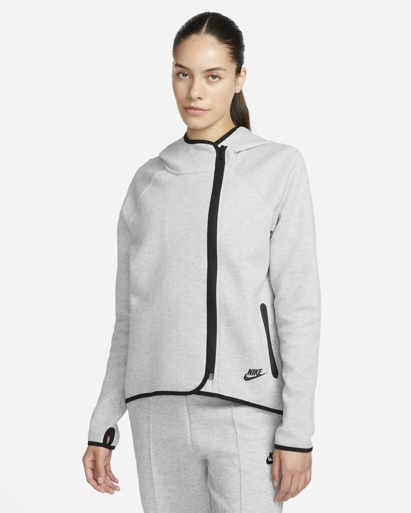 Innovación y estilo, así es Nike Tech Fleece. - Maple Space