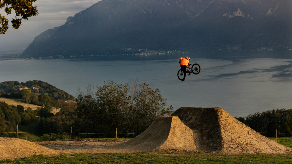 Prada Linea Rossa x Kriss Kyle. - Maple Space