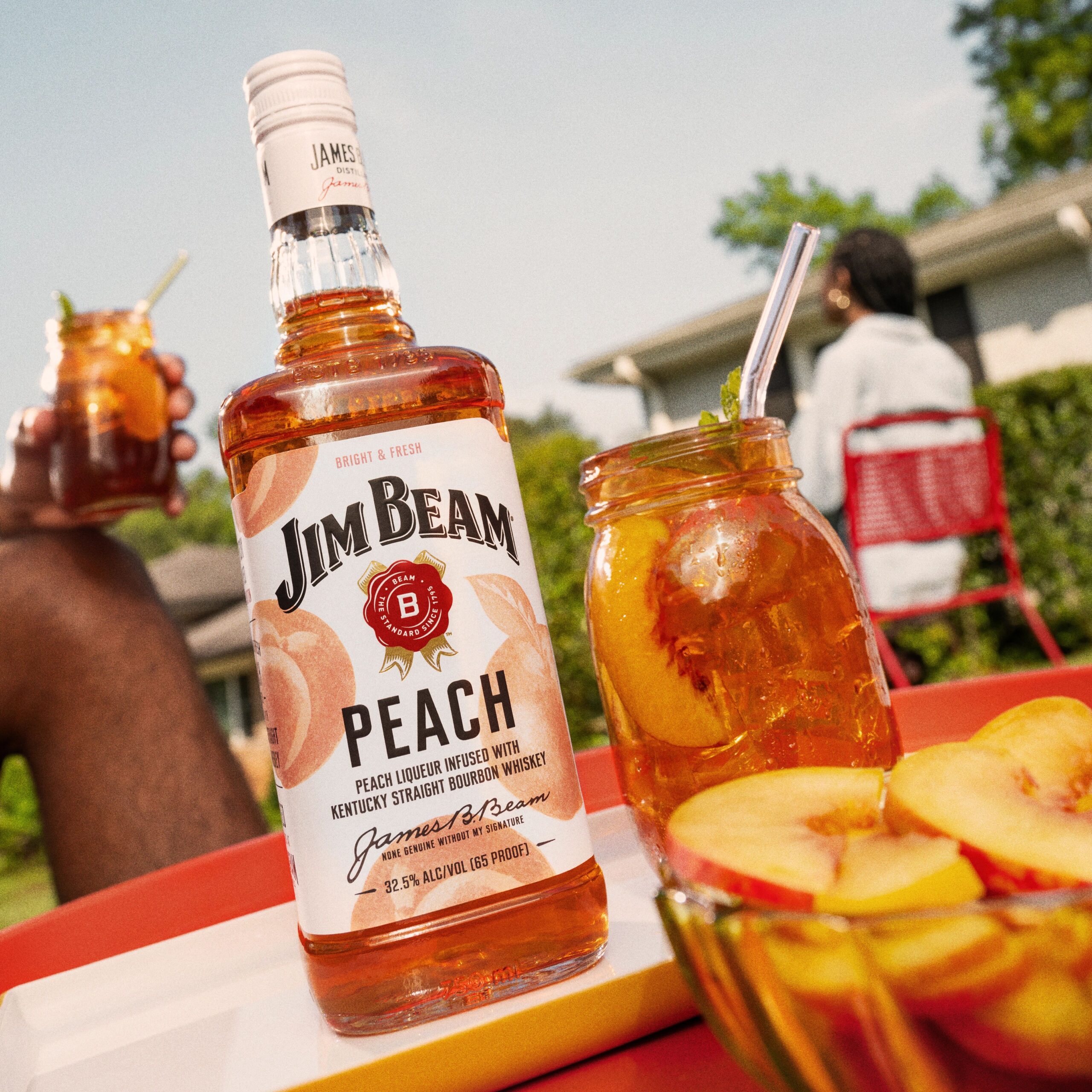 Descubre el lado más dulce de Jim Beam con sus nuevos sabores. - Maple ...