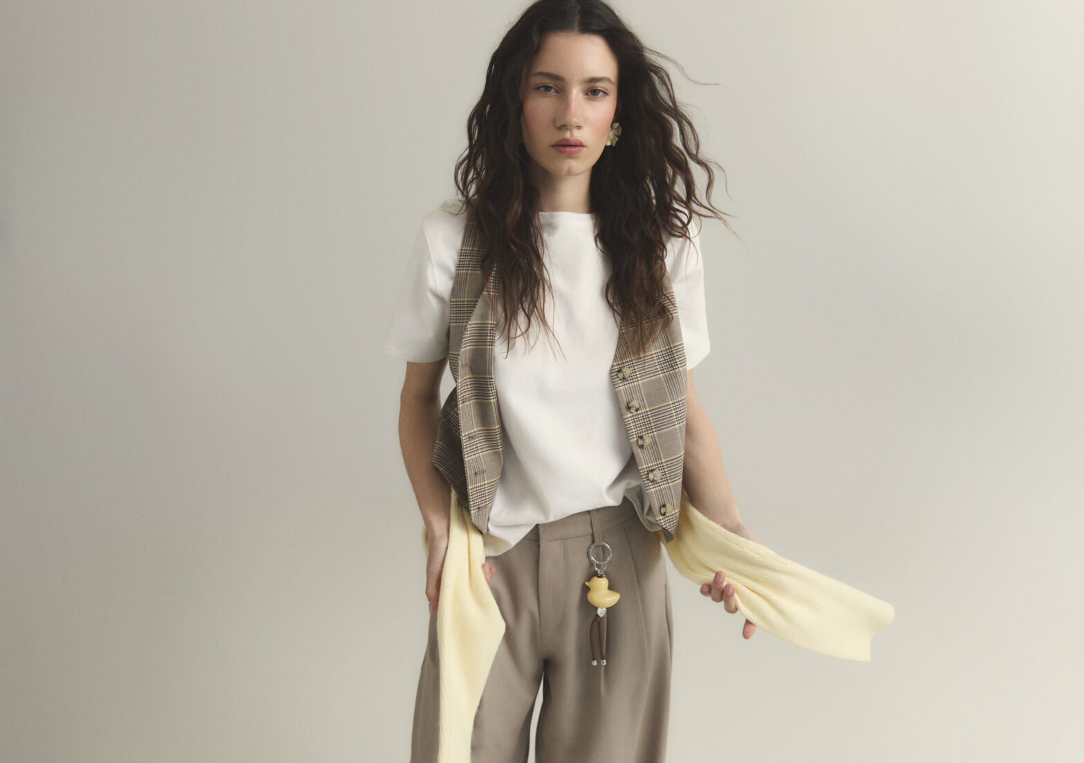 Stradivarius lanza su collab junto a Peanuts. - Maple Space