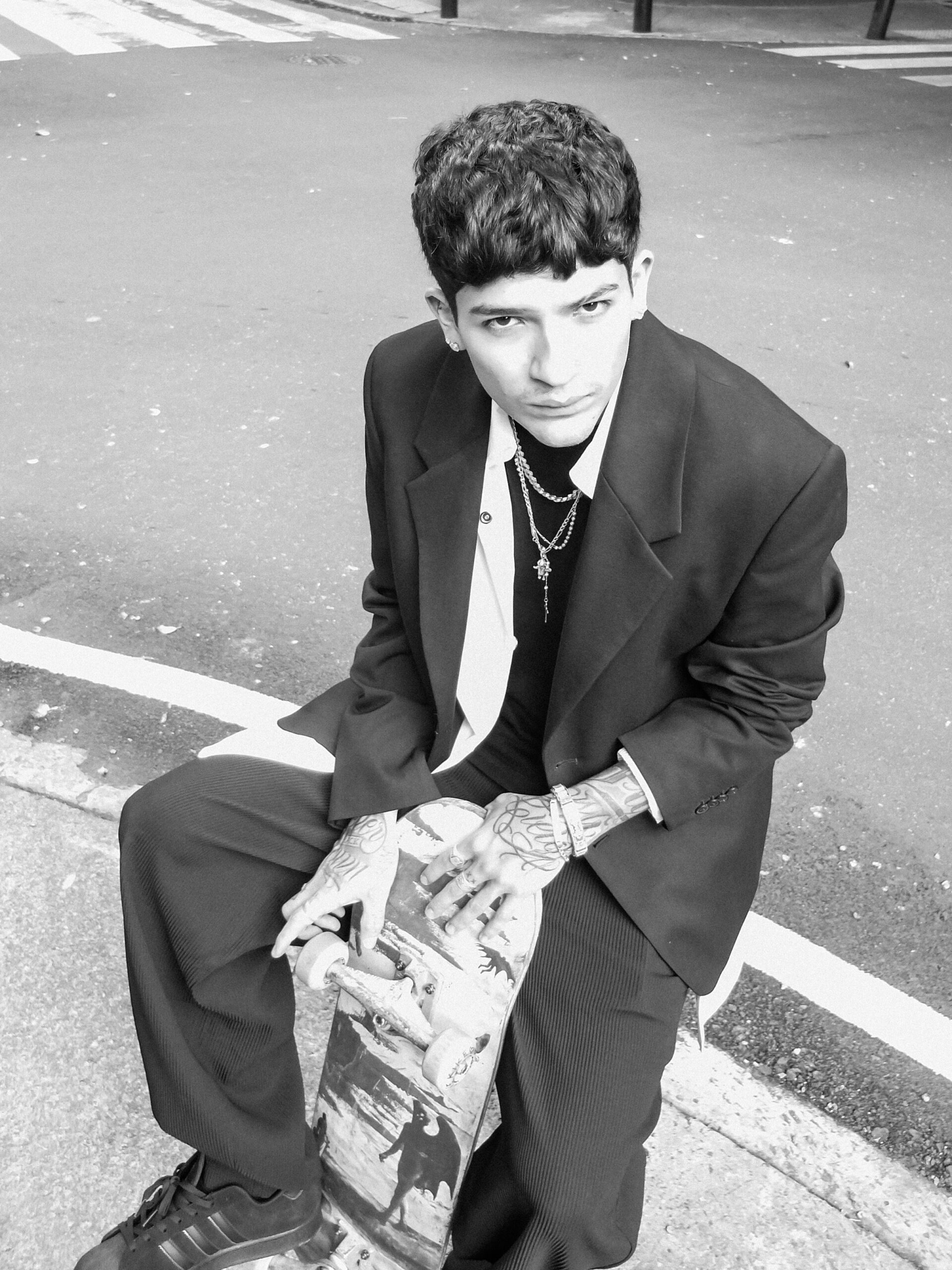 Itzel Granados y Neto López. - Maple Space