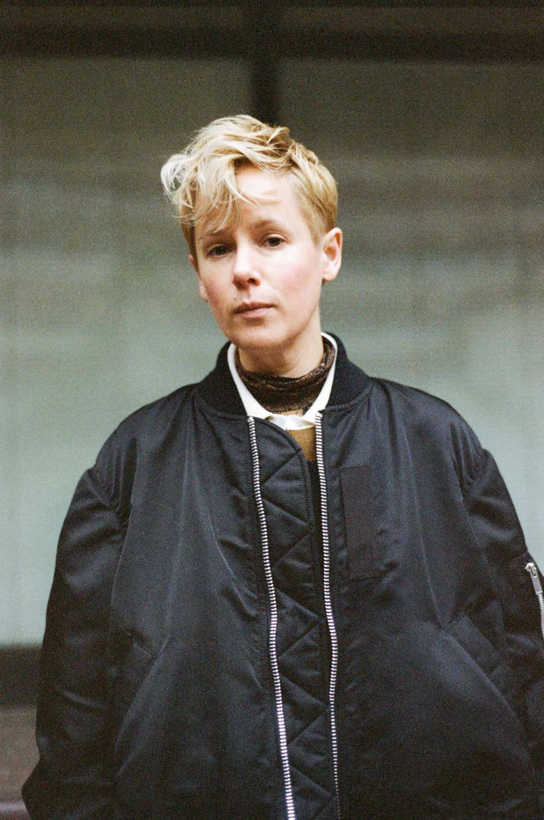 MIU MIU participa en el Art Basel de París 2025 con "30 Blizzards ...